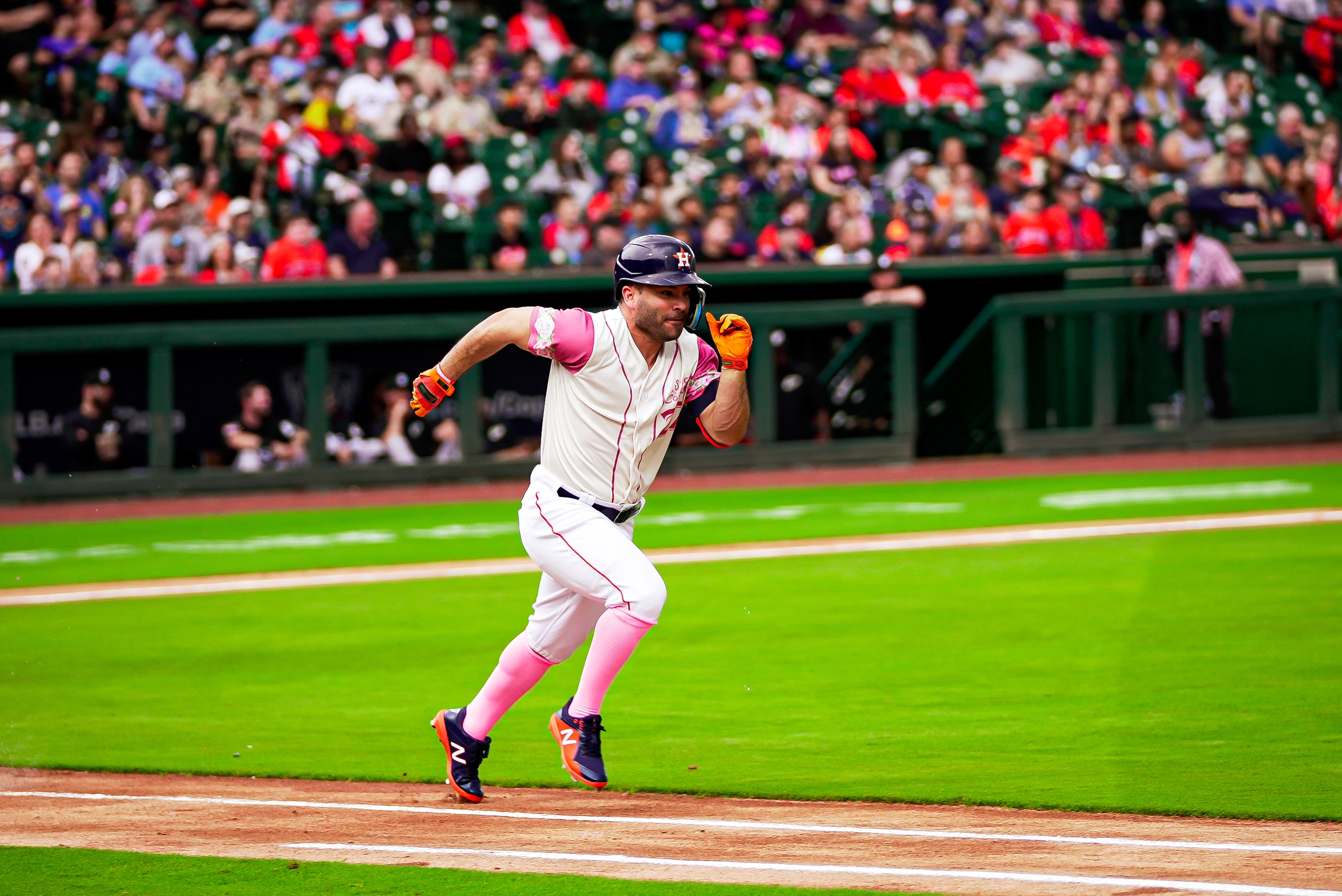 Altuve conectó su primer infield hit durante su rehabilitación | REDeportes