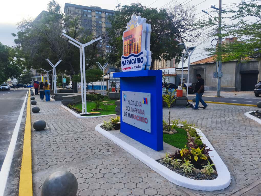Maracaibo restaura sus plazas Jóvito Villalba y Louis Braille | Red Radio